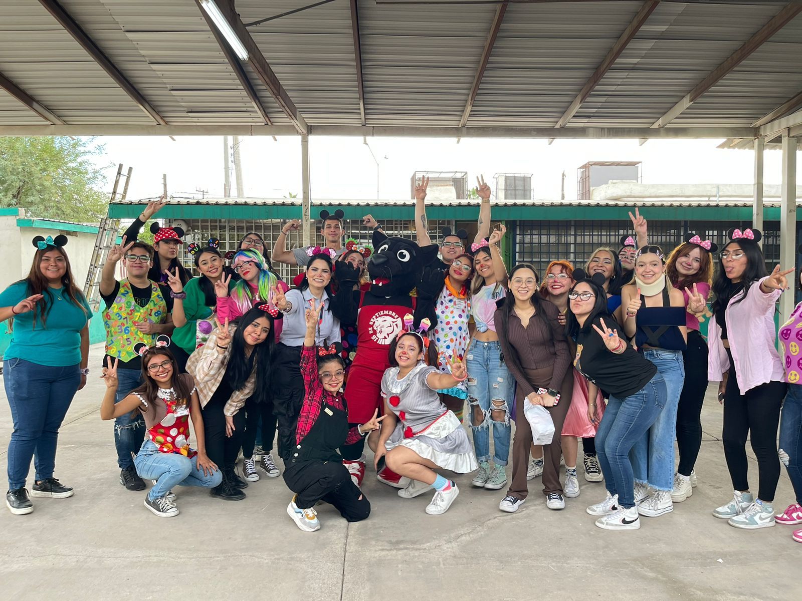 ¡Inclusión en acción! Realizan actividades alumnos de Universidad 16 de Septiembre en Centro de ...